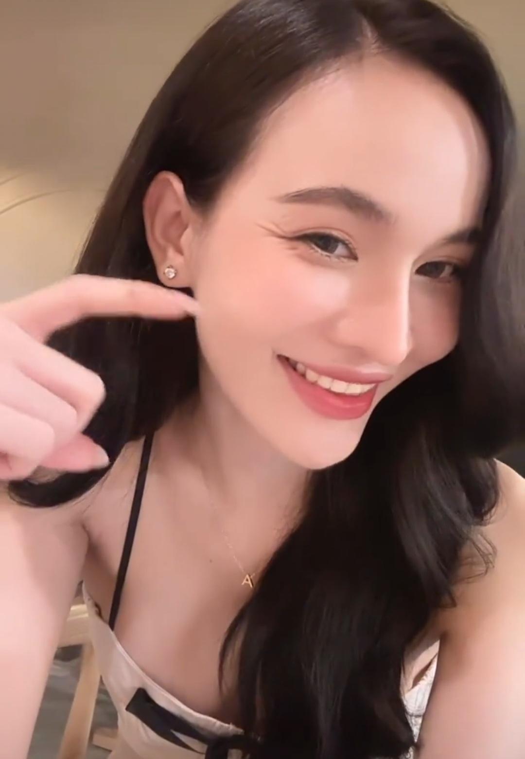 Check In Bar, Soi 10 Sukhumvit - Page 30 - Bangkok - LadyBoyReview