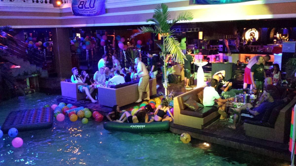 Pool Parties - Angeles city - Philippines - LadyBoyReview